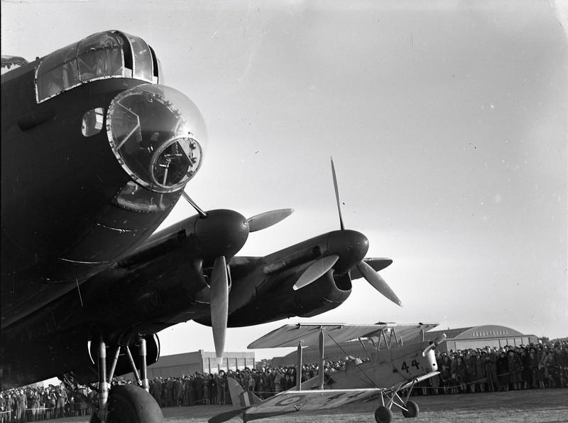 Aviation. RAF, Royal Air Force. Avro Lancaster Bomber, Plus a RNZAF ...