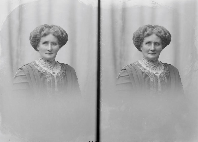 Double Portrait. Mrs G Fleming. Christchurch, Canterbury, New Zealand ...