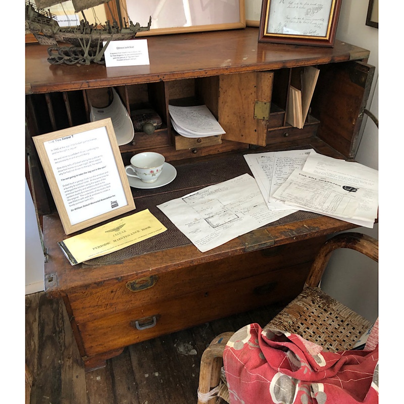 Desk; DHA09324000027 | eHive