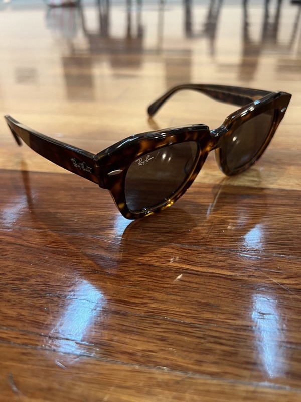 Ray-Ban State Street Tortoise RB2186; Ray-Ban; c. 2020; CASEY20.1 | eHive