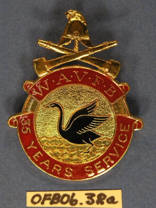 Commemorative Medal, Long Service (35 voluntary years); OFB2006.032a-c ...