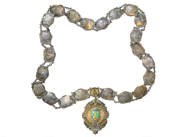 Mayoral Chain; 1902; AX76531 | eHive