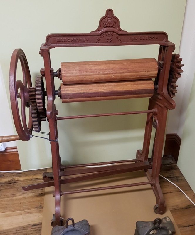 Clothes Wringer, 'The Mangle'; 2016.53.1 | eHive