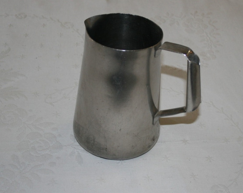 Hospital Bedside Water Jug; 2014.168 | eHive