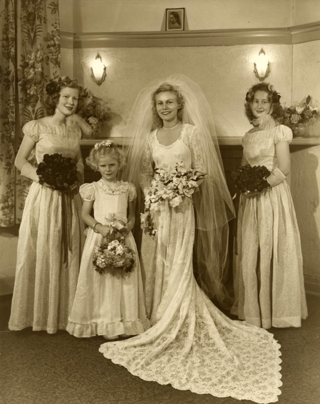 Melva MUNNS and James MURRAY Wedding ; MF2015.549 | eHive