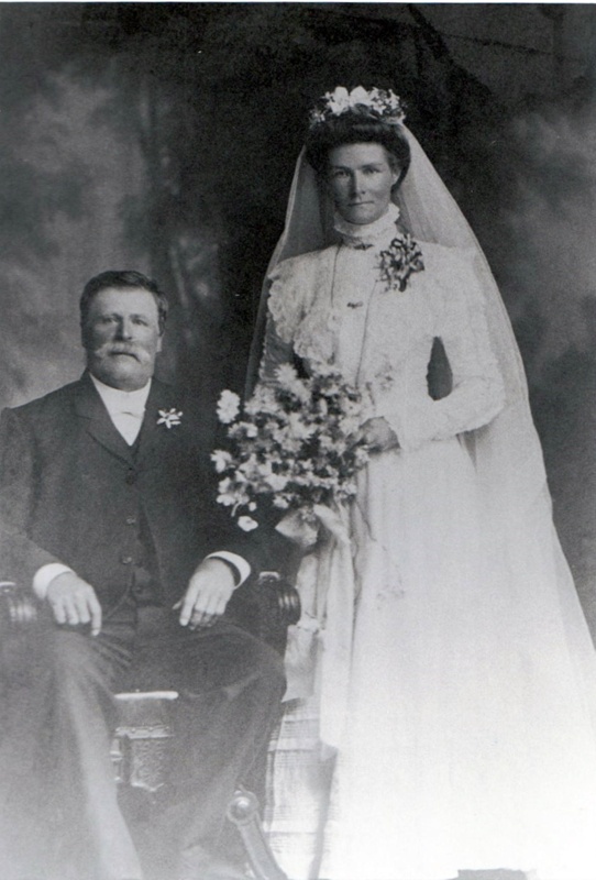 James CARTWRIGHT and Sarah ROBERTSON Wedding 1909; MF2015.511 | eHive