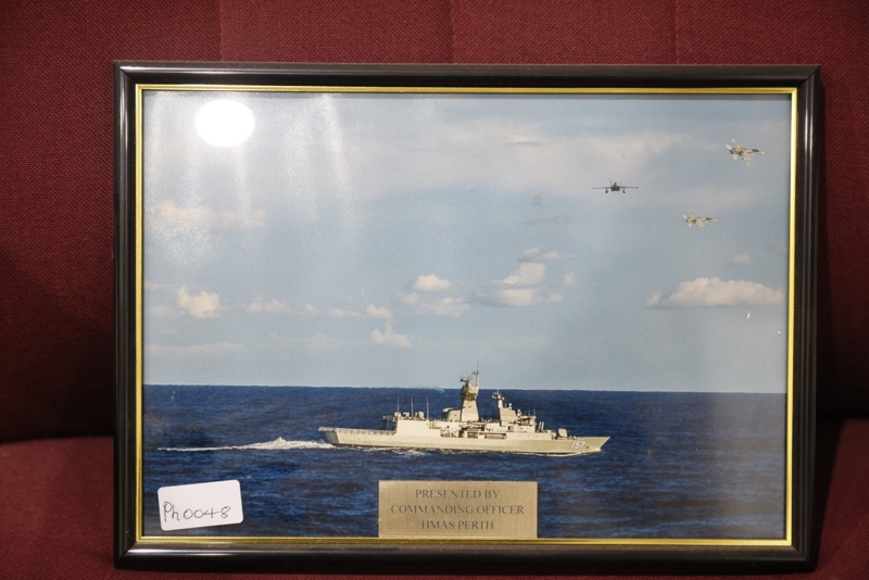 Photo of HMAS Perth (III) at sea; Ph 0048 | eHive