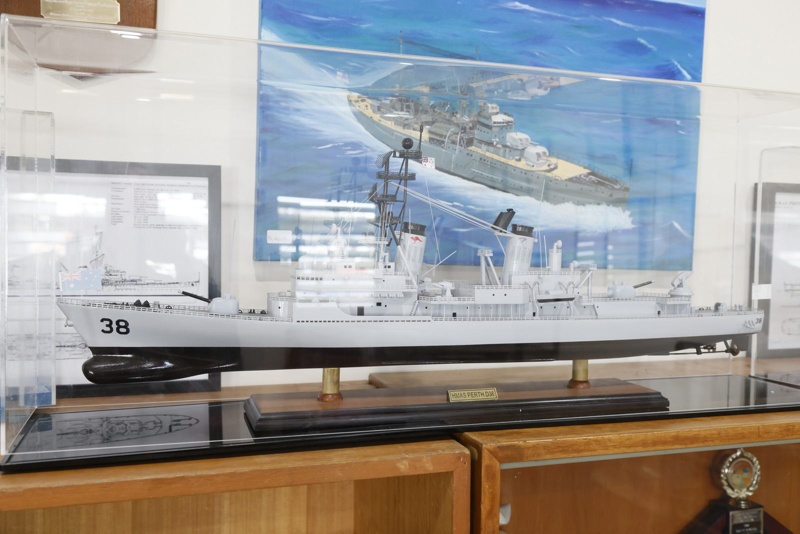 Model of HMAS Perth (II); OL 0033 | eHive