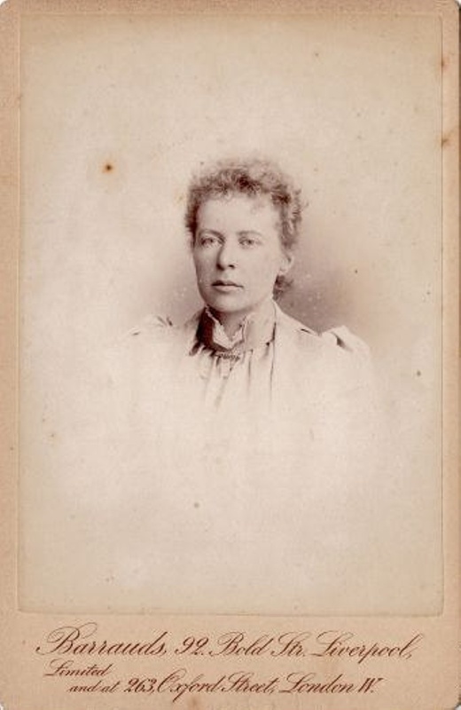 Portrait of Emily Mabel Neave (1865-1938) ; X/24/3534 | eHive