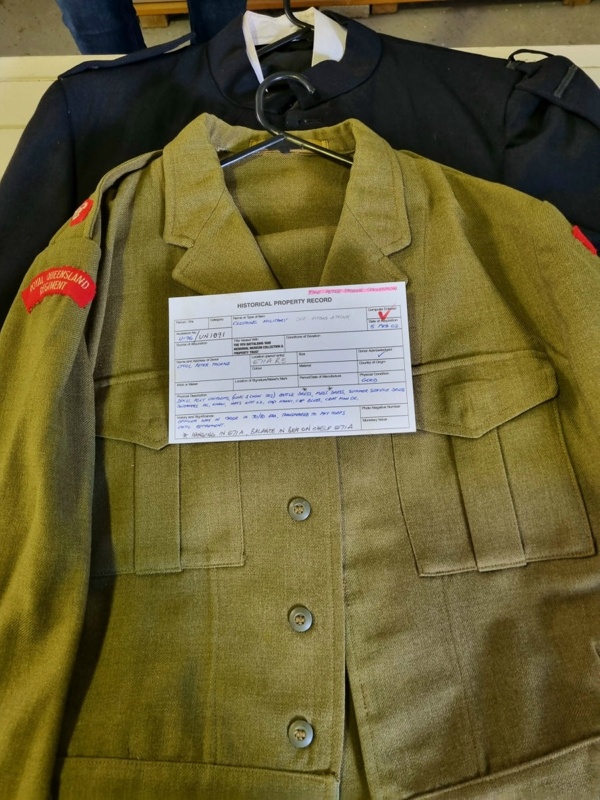 Military Clothing - Lt Col Peter Thorne; 1091 | eHive