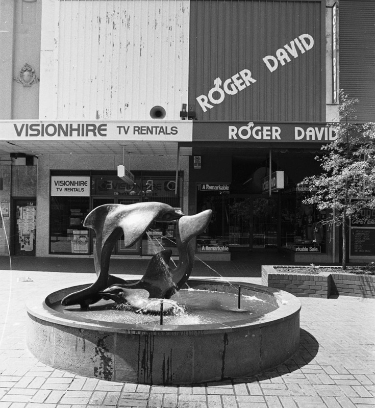 Footscray Mall, Nicholson Street shops and dolphin sculpture with ...