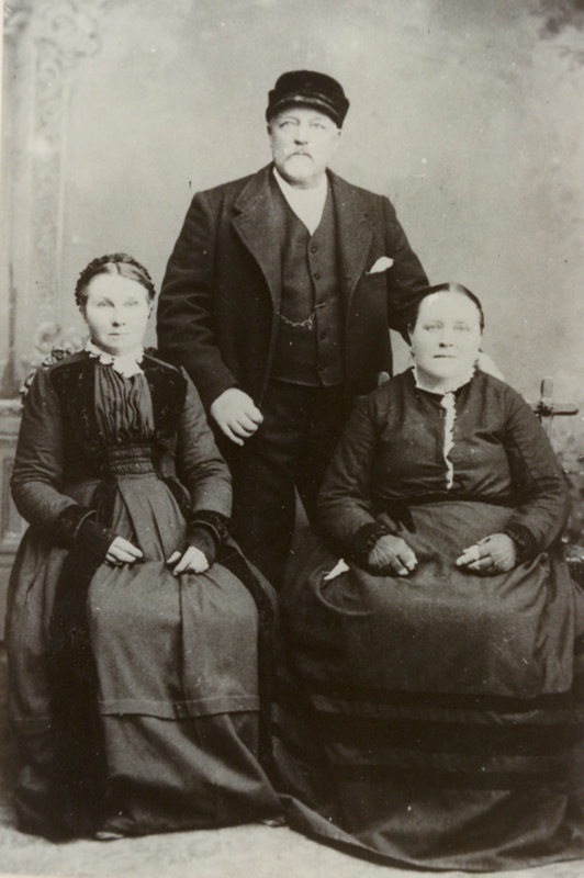 Photograph; DAKEN/DEAKIN, John and Sarah, of Logan, Utah, first family ...