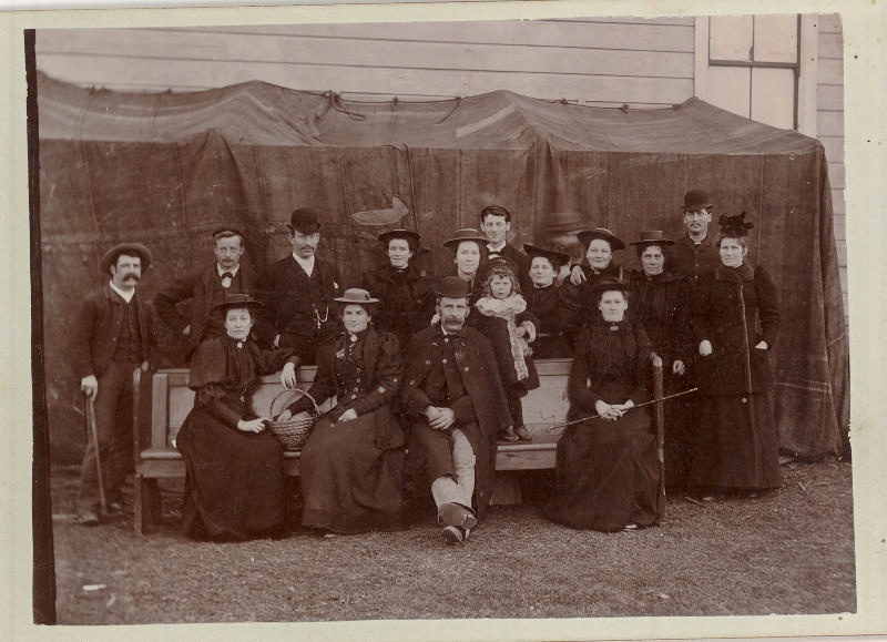 Photograph: CAMPBELL, Dugald (& Others) ; 084 | eHive