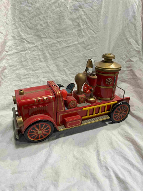 Vintage Toy Fire Engine ; 1008 | eHive