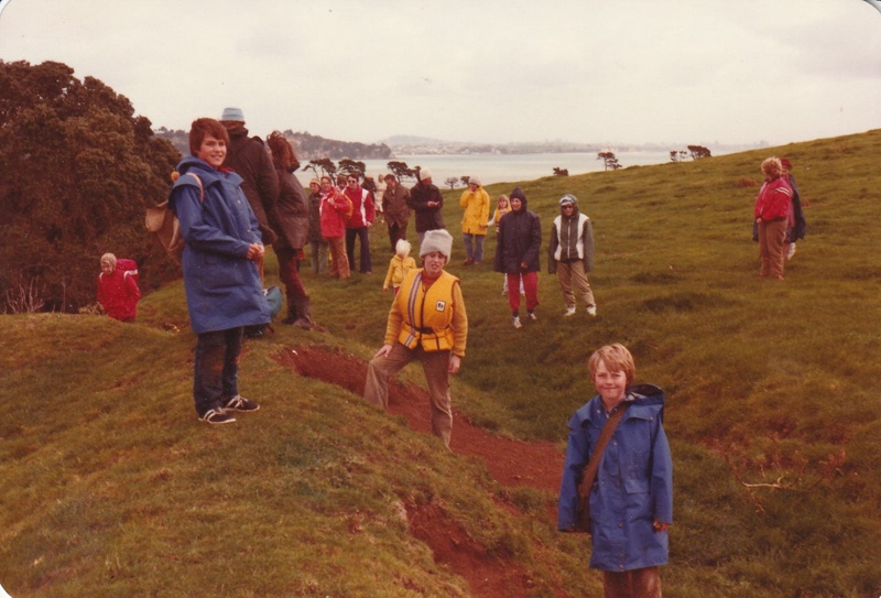 Howick Historical Society's outing to Browns Island showing members on ...