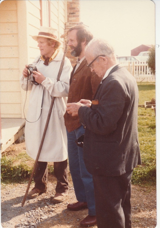 Alan la Roche in costume, with two men at a Live Day in Howick ...