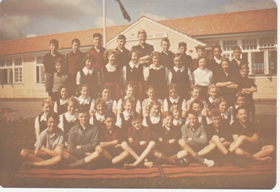 Howick District High School class; 1948-1950; 2019.080.04 | eHive