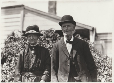 Margaret and Henry (Boney) Andrews; Whites Aviation; 1/11/1930; 2018. ...