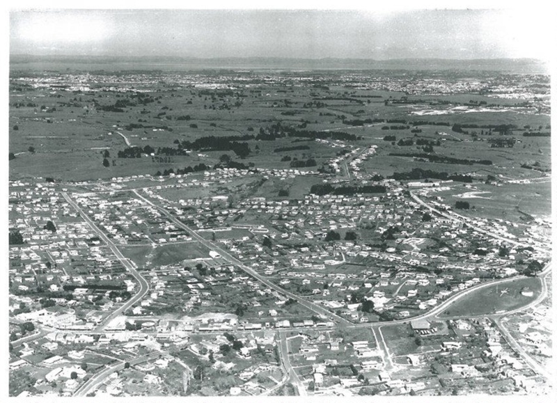 Howick, Aerial view c1960; c1960; 2016.108.011d | eHive