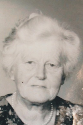 Winifred Litten (nee Bates) in 1960; 1960; 2018.377.12 | eHive