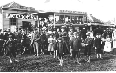 First Motor Bus Trip arrives inHowick; 1904; 9605 | eHive