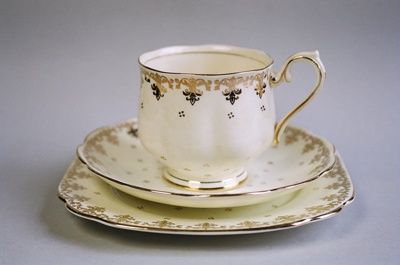 Plate; Royal Albert; 2004/0705/2 | eHive