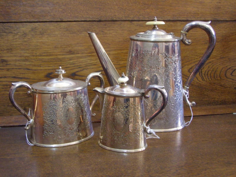 Silver Set; 27 | eHive
