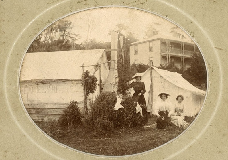 Photograph ["Waitaha" Kaka Point, 1901]; [?]; 31.12.1901; 2010.530 | eHive