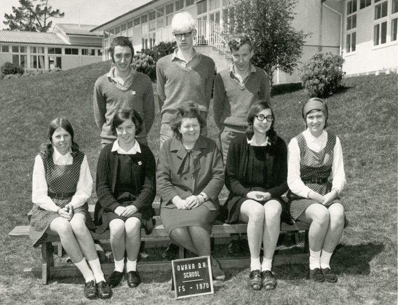 Photograph [Owaka District High School class F5 1970]; Campbell ...