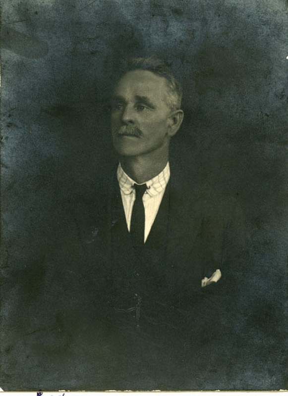 Photograph [George Gordon Berney ?]; [?]; c1930s; CT82.1300a | eHive