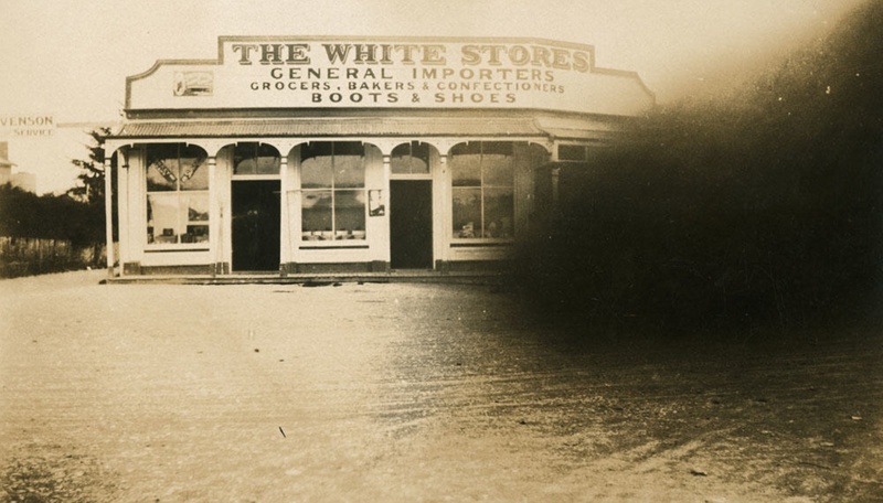 Photograph [White Stores]; [?]; CT98.2081 | eHive