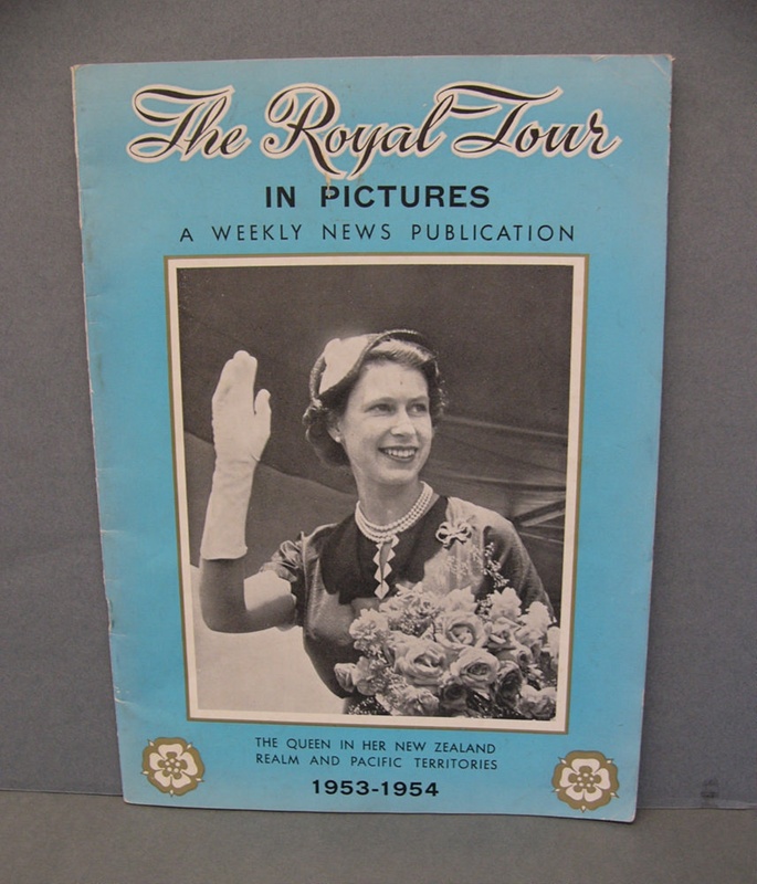 Royal magazine: The Royal Tour in Pictures 1953-1954 ; The Weekly News; 1954; 00... | eHive
