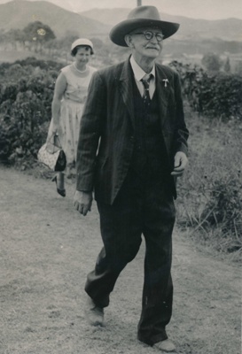 David Richard Logan Balderston; 18-32 | eHive