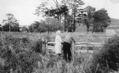 Charles & Doreen Hogan; 22-36 | eHive