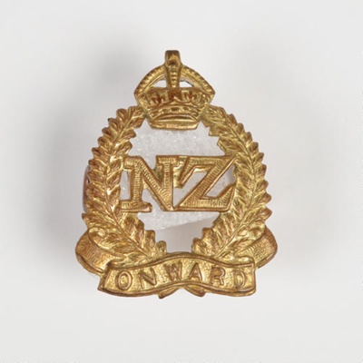Badge, Military NZEF Reinforcements; Unknown manufacturer; 1914 -1918 ...