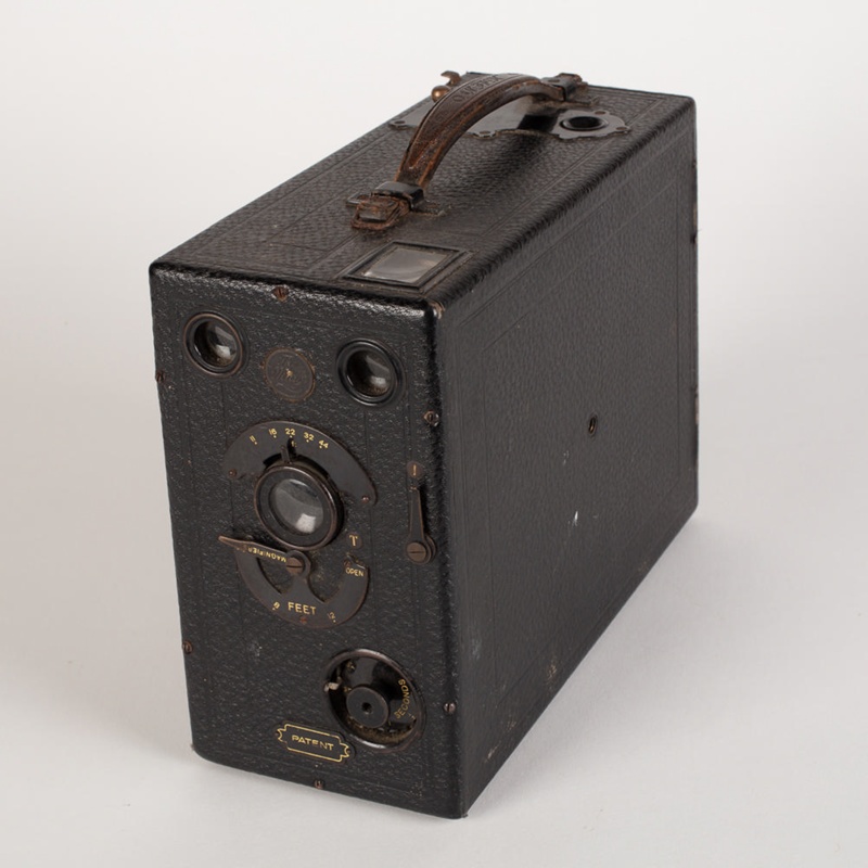 Camera, Midg No.O; W Butcher and Sons; 1900-1910; WY.1992.7.2 | eHive