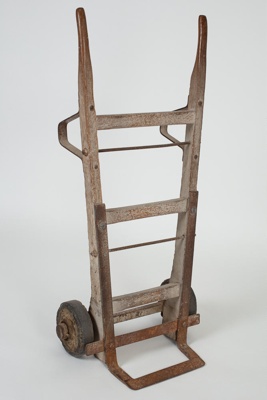 Barrow, Sack; Unknown manufacturer; 1930-1980; WY.1996.10.1 | eHive