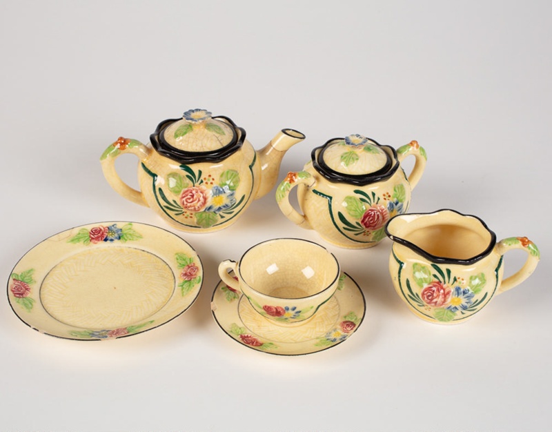 Toy Tea Set, Yellow Ceramic; Unknown manufacturer; 1930-1940; WY.2014.7 ...
