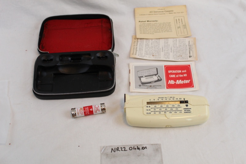Hemoglobin meter; American Optical Corporation; NR22.044.01 | eHive