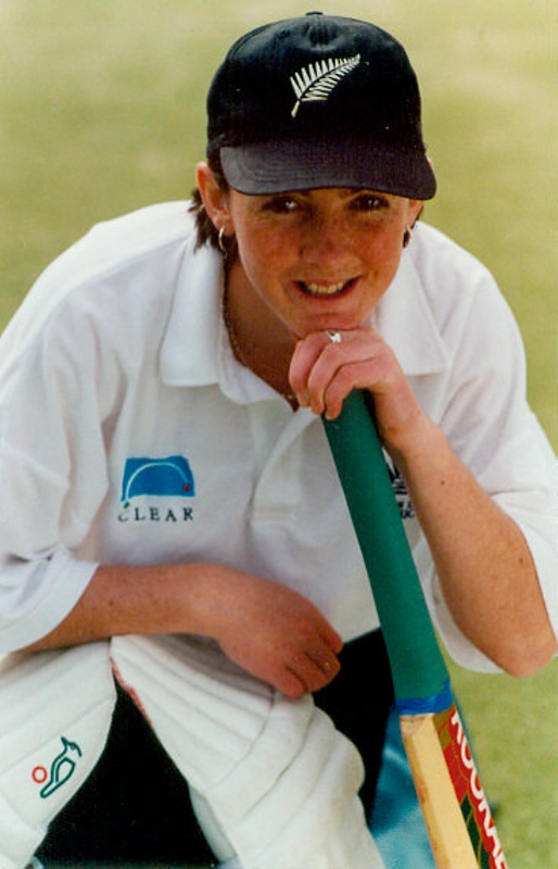 Photo: Anna O'Leary 1996; Mike Walker - Morrow Productions 1990 Limited ...
