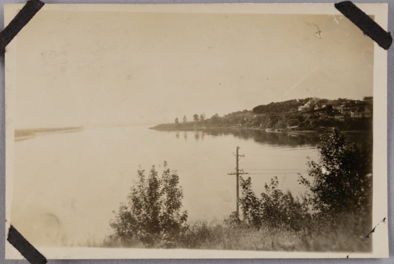 Photograph, Aparima estuary; Unknown photographer; 1948-1962; RI.P0000 ...