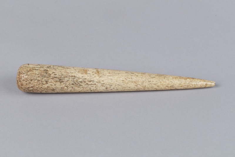 Marlin spike, Whalebone; Unknown maker; 1800-1900; RI.W2002.1467.3 | eHive
