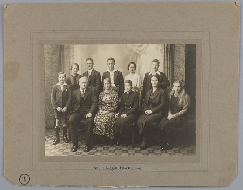 Photograph, Bloxham family; Unknown photographer; 21.6.1936; RI.P0000.2 ...
