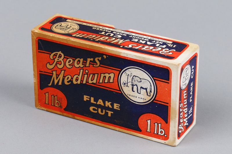 Box, Tobacco, Bears Medium Flake Cut; Imperial Tobacco Company of New ...