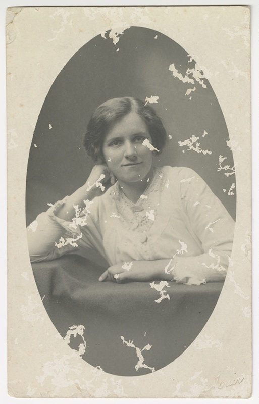 Photograph, Miss Cunningham; Muir, Thomas Mintaro Bailey; 1910-1920; RI ...