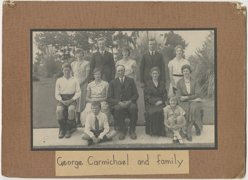 Photograph, George & Elizabeth Carmichael and family; Blaikie, William ...