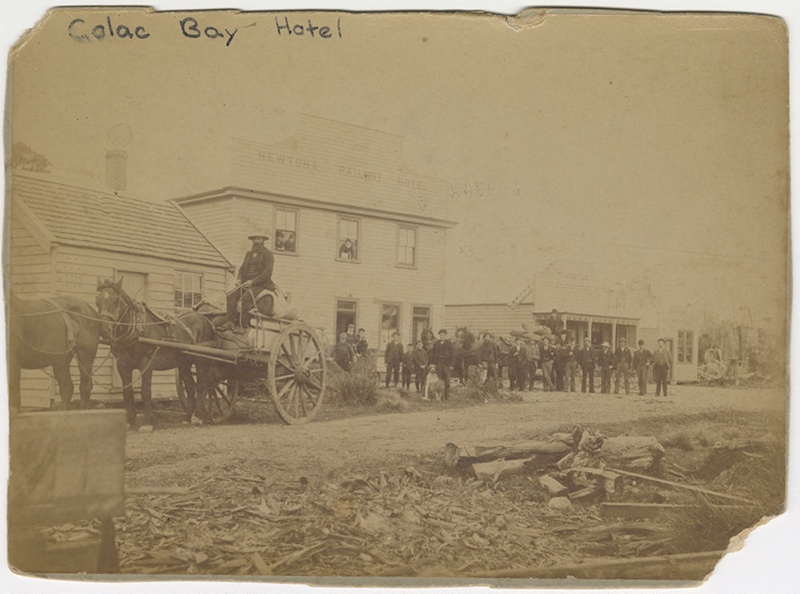 Photograph, Colac Bay Hotel; Unknown photographer; 1890-1900; RI.P88.94 ...