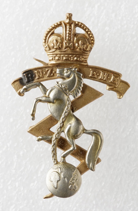 Cap badge, Royal New Zealand Electrical and Mechanical Engineers ...