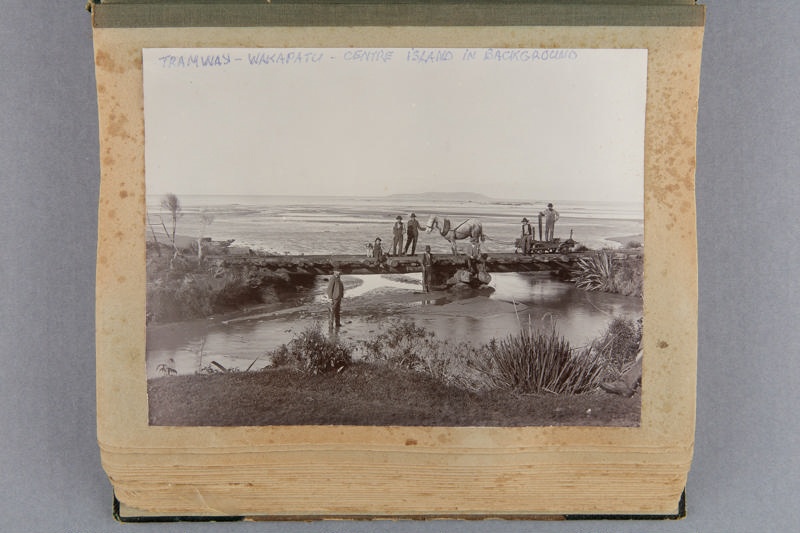 Photograph album, Belonged to the Bain Family; Ross, Charles; 1890-1920 ...