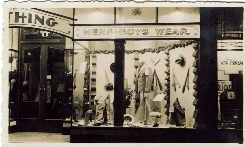 Photographs, Shop window display; Hetheringtons Ltd; 1940s; 92.62 | eHive